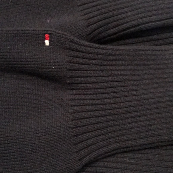 Tommy Hilfiger | Sweaters | Tommy Hilfiger Sweater Cursive Logo Size ...